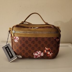 Alexis Bendel | Bags | Alexis Bendel Crossbody Bag Wfree Alexis Bendel ...